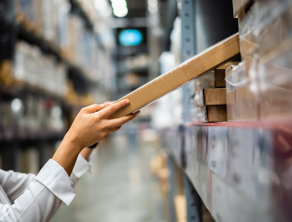 What is Case Picking? Order Picking Guide | Maveneer